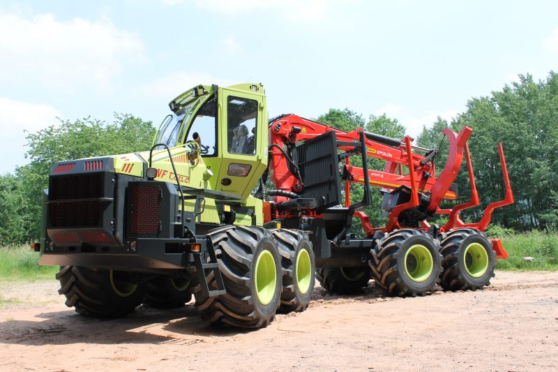 WF trac 2860 8×8 Premiere – Werner Forst- und Industrietechnik Scharf GmbH